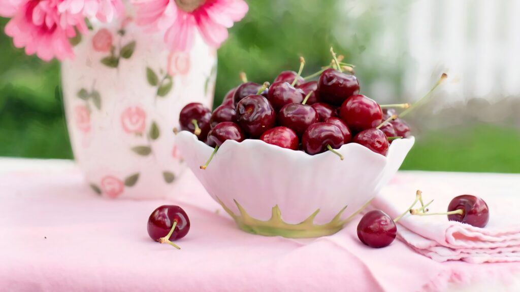 Imported cherry varieties – from Italy, Bulgaria – fetch premium prices ...